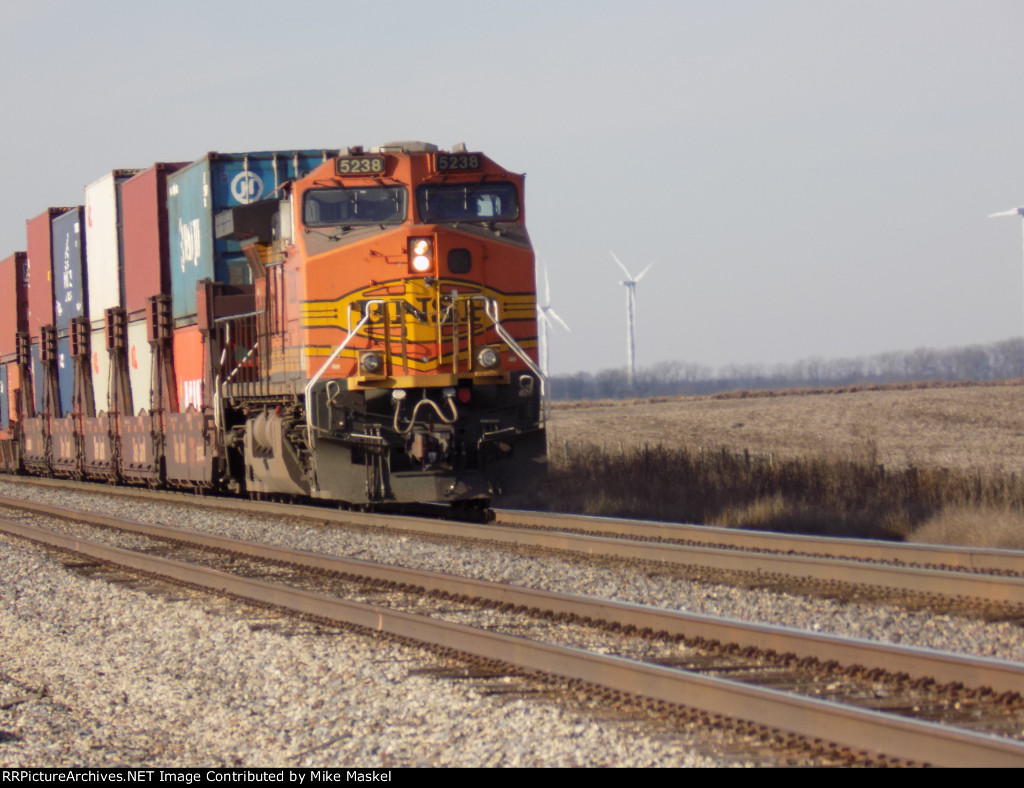 BNSF 5238